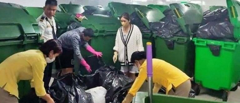 Suami Tak Sengaja Buang Berlian Istri Ke Tempat Sampah Pencarian