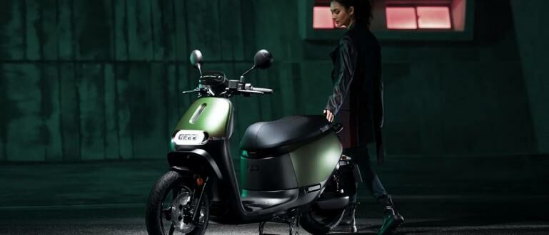 12 Merek Motor Listrik Terbaik 2022, Dijual di Indonesia | JalanTikus